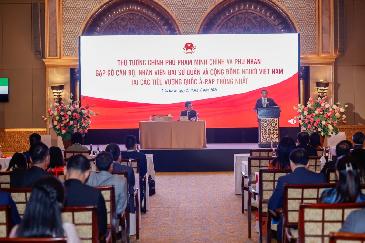 Pôa Phạm Minh Chính, Ngế pro xiâm hnê ngăn Chin phuh rơtế ƀă mâu kăn ...