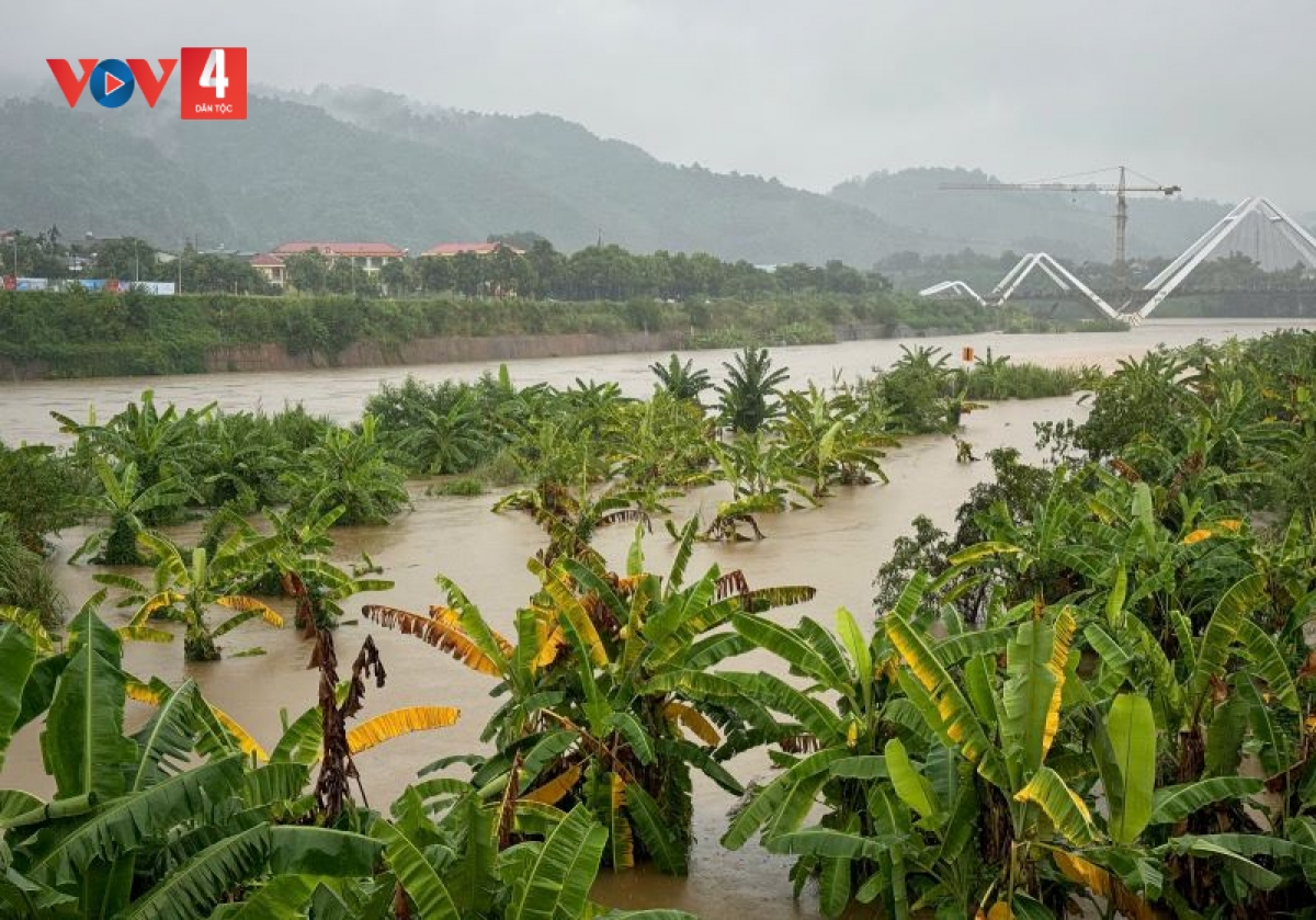 Sạt lở làm 6 người chết, Lào Cai cho học sinh nghỉ học | VOV4.VOV.VN