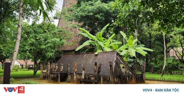 Nhà mồ và quan niệm về cái chết của người Gia Rai | VOV4.VOV.VN