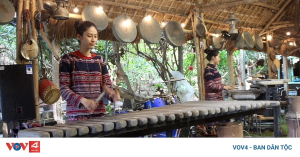 Er mơñi hmư̆ mơ-ak phara mơng gông pơtâo să Tuy An Đông, Dak Lak | VOV4.VOV.VN