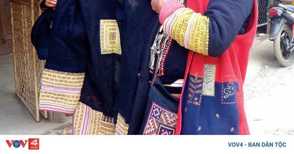 Kỹ thuật nhuộm chàm của Người Dao đỏ | VOV4.VOV.VN